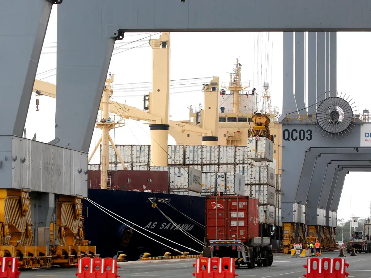 Trabajos para expansión del muelle de DP World Posorja | Revista Buen Viaje